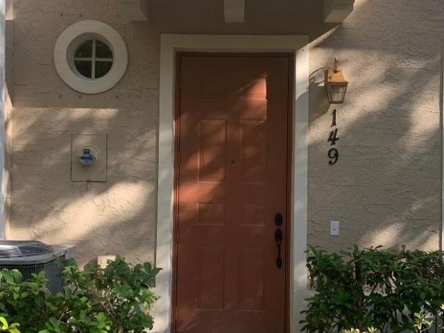 3 Br, 3 bath, Townhouse/Brownstone/RowHouse 149 Morning Dew Circle