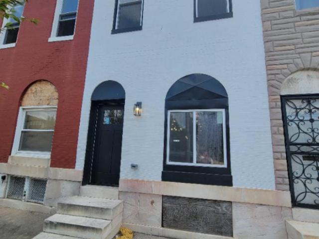 3 Br, 3 bath, Townhouse/Brownstone/RowHouse 1409 North Patterson Park Avenue