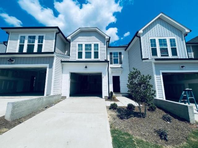 3 Br, 3 bath, Townhouse/Brownstone/RowHouse 1525 Smoky Mountains St