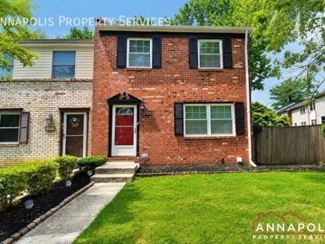 3 Br, 3 bath, Townhouse/Brownstone/RowHouse 1673 Forest Hill Court