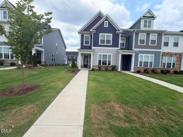 3 Br, 3 bath, Townhouse/Brownstone/RowHouse 1633 Wendell Valley Boulevard