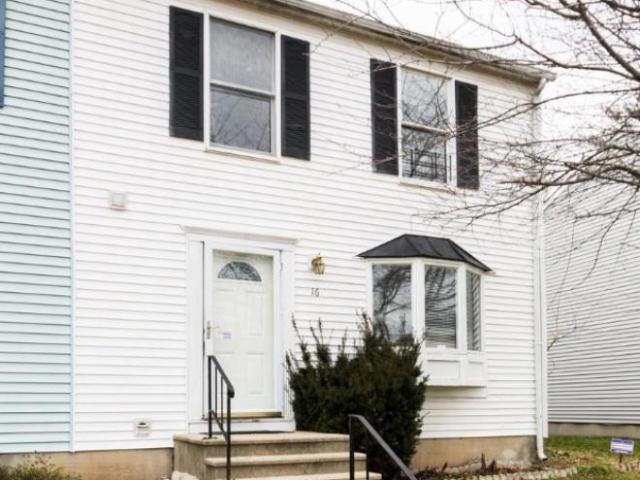 3 Br, 3 bath, Townhouse/Brownstone/RowHouse 16 Craftsman Ct