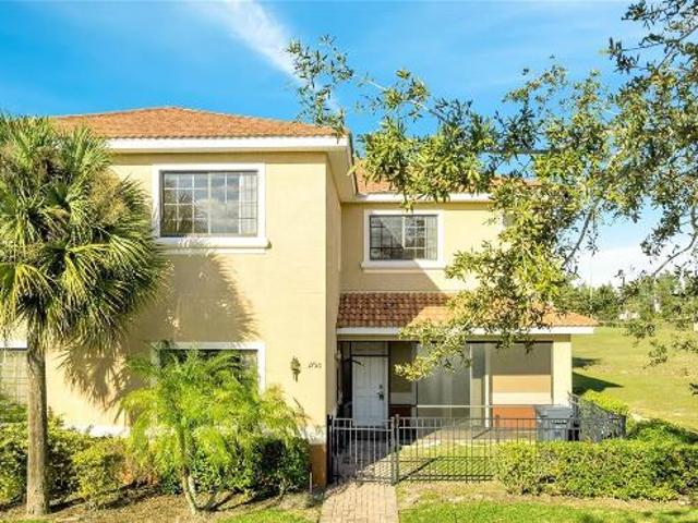 3 Br, 3 bath, Townhouse/Brownstone/RowHouse 1750 Coriander Drive