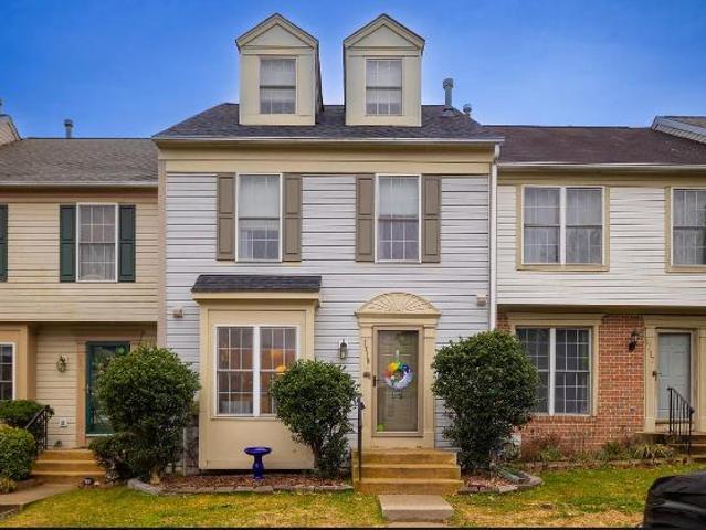 3 Br, 3 bath, Townhouse/Brownstone/RowHouse 1719 Wood Carriage Way