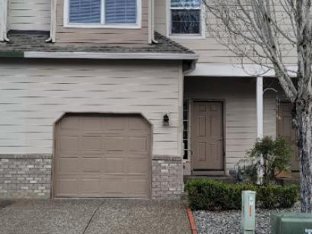 3 Br, 3 bath, Townhouse/Brownstone/RowHouse 18558 SW Takena Ct