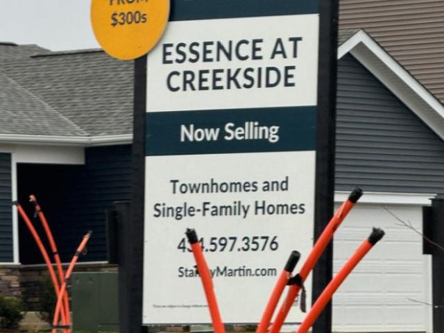 3 Br, 3 bath, Townhouse/Brownstone/RowHouse 18 Sophie Kathryn Dr
