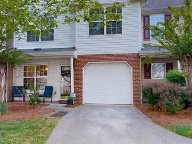 3 Br, 3 bath, Townhouse/Brownstone/RowHouse 1957 Haven Rd
