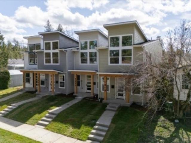 3 Br, 3 bath, Townhouse/Brownstone/RowHouse 1924 E 37th Ave