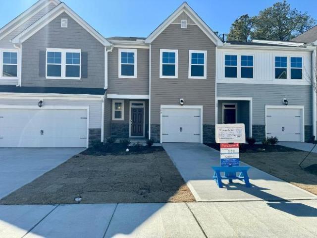 3 Br, 3 bath, Townhouse/Brownstone/RowHouse 192 Garden Vine Trail