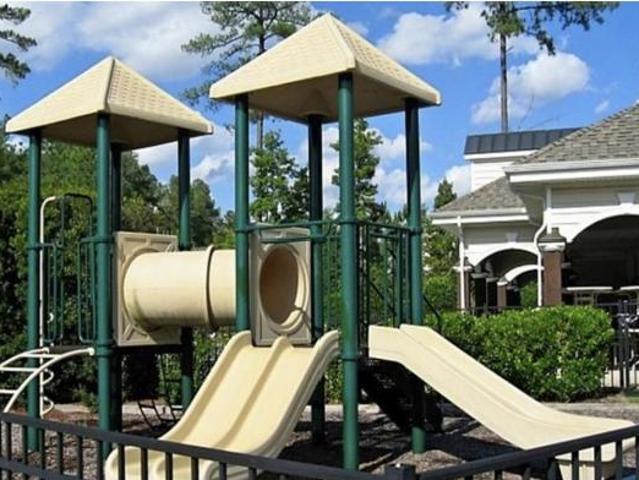 3 Br, 3 bath, Townhouse/Brownstone/RowHouse 204 Bell Tower Way