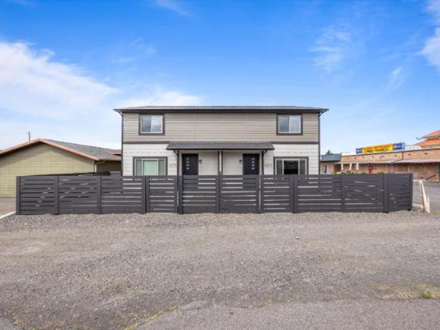 3 Br, 3 bath, Townhouse/Brownstone/RowHouse 2077 Walla Walla Ave