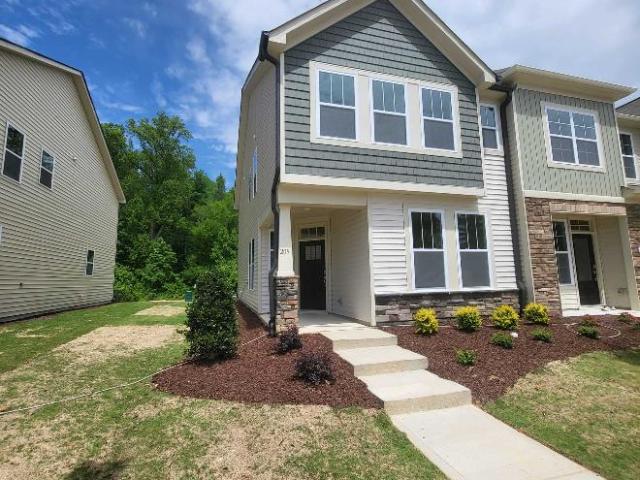 3 Br, 3 bath, Townhouse/Brownstone/RowHouse 209 Channel Drop Dr