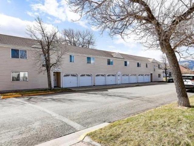3 Br, 3 bath, Townhouse/Brownstone/RowHouse 201 W Geyser St