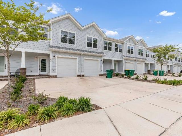 3 Br, 3 bath, Townhouse/Brownstone/RowHouse 216 Walton Ave