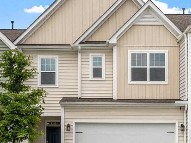 3 Br, 3 bath, Townhouse/Brownstone/RowHouse 218 Amethyst Way