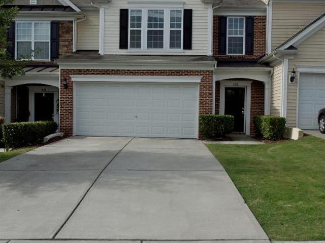 3 Br, 3 bath, Townhouse/Brownstone/RowHouse 2105 Corwith Dr