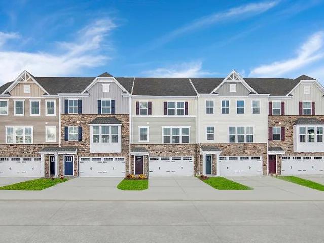 3 Br, 3 bath, Townhouse/Brownstone/RowHouse 210 Via Veneto