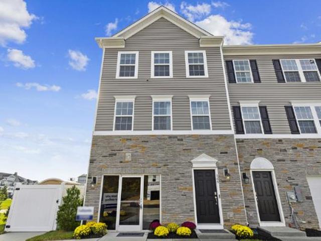 3 Br, 3 bath, Townhouse/Brownstone/RowHouse 226 Macoun Way