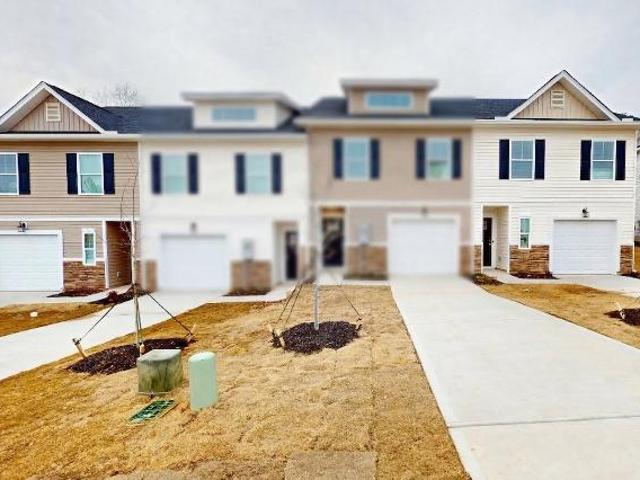 3 Br, 3 bath, Townhouse/Brownstone/RowHouse 228 Winding Chestnut Dr