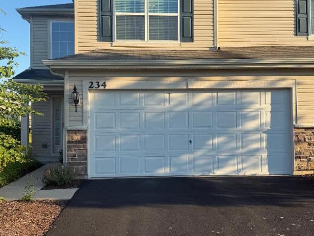 3 Br, 3 bath, Townhouse/Brownstone/RowHouse 234 Wild Meadow Ln