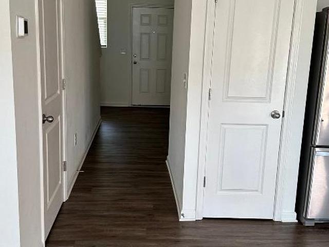 3 Br, 3 bath, Townhouse/Brownstone/RowHouse 235 Grand Central Way