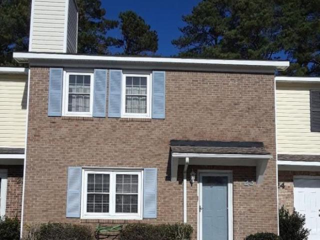 3 Br, 3 bath, Townhouse/Brownstone/RowHouse 23 Donnell Ave