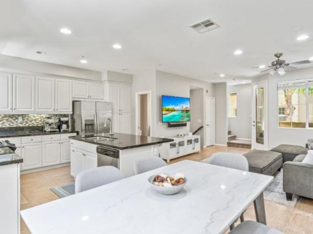 3 Br, 3 bath, Townhouse/Brownstone/RowHouse 2491 Antlers Way