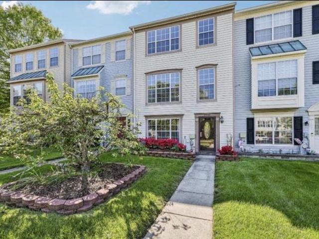 3 Br, 3 bath, Townhouse/Brownstone/RowHouse 2558 Ambling Cir