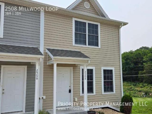 3 Br, 3 bath, Townhouse/Brownstone/RowHouse 2508 Millwood Loop