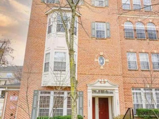 3 Br, 3 bath, Townhouse/Brownstone/RowHouse 2691 Sheffield Hill Way