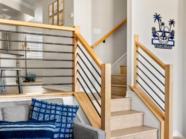 3 Br, 3 bath, Townhouse/Brownstone/RowHouse 2748 Carlsbad Blvd
