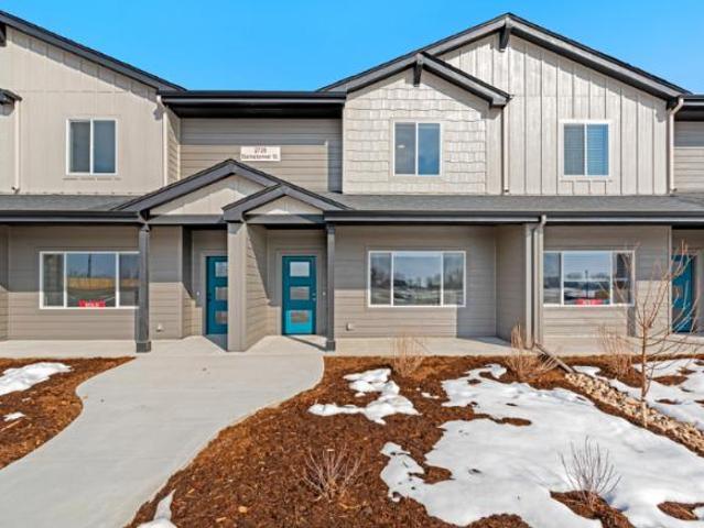 3 Br, 3 bath, Townhouse/Brownstone/RowHouse 2720 Barnstormer St