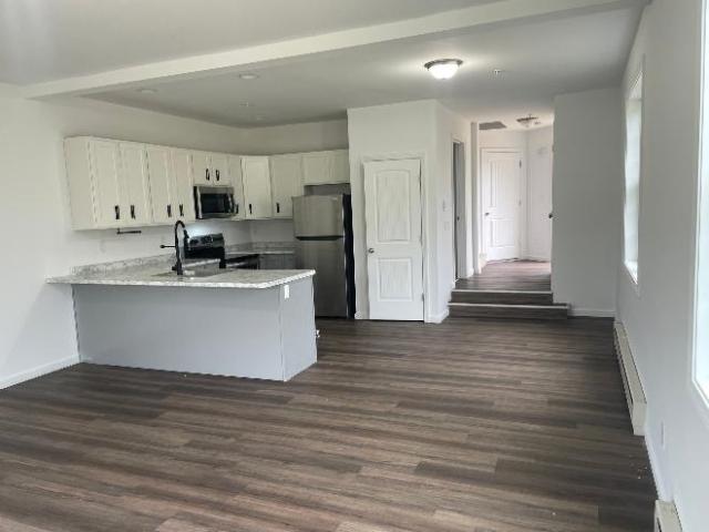 3 Br, 3 bath, Townhouse/Brownstone/RowHouse 27 Matilda&apos s Way