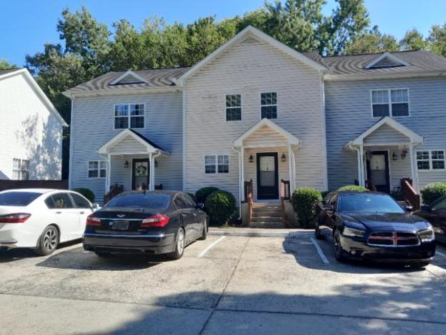 3 Br, 3 bath, Townhouse/Brownstone/RowHouse 2820 Ashe St