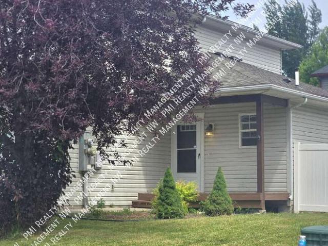 3 Br, 3 bath, Townhouse/Brownstone/RowHouse 29 Stratford Drive