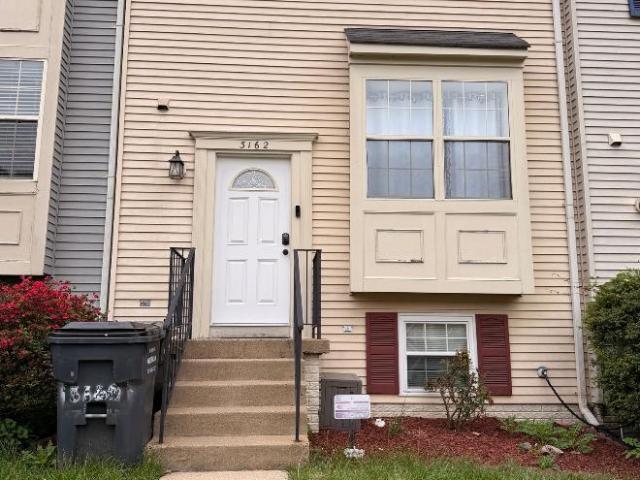 3 Br, 3 bath, Townhouse/Brownstone/RowHouse 3162 Antrim Cir