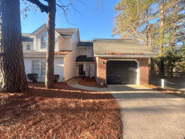 3 Br, 3 bath, Townhouse/Brownstone/RowHouse 311 Nantucket Ct