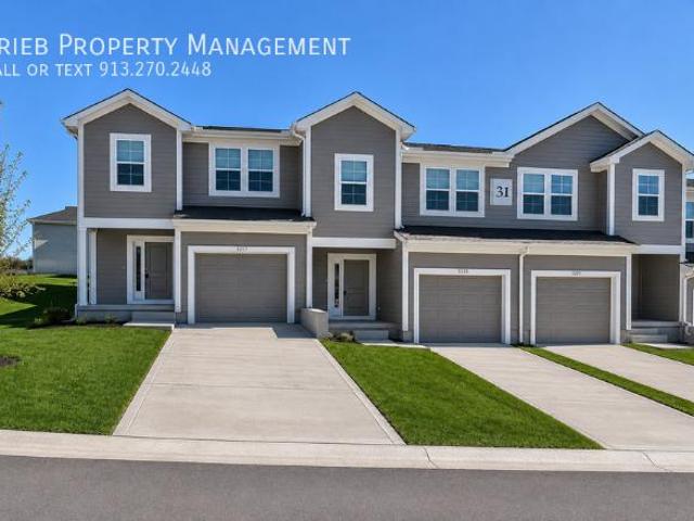 3 Br, 3 bath, Townhouse/Brownstone/RowHouse 3213 N 103rd Place