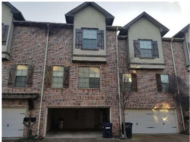 3 Br, 3 bath, Townhouse/Brownstone/RowHouse 355 George Bush Dr E