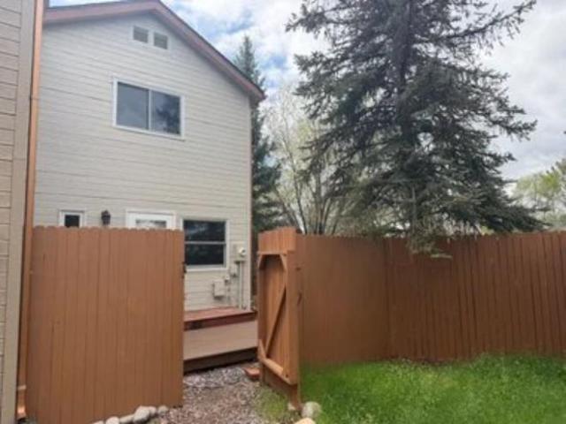 3 Br, 3 bath, Townhouse/Brownstone/RowHouse 350 S 8th Street