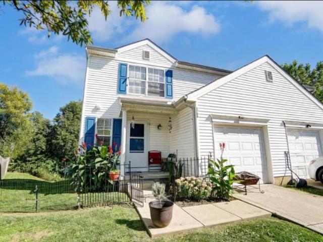 3 Br, 3 bath, Townhouse/Brownstone/RowHouse 3758 Dunlane Ct