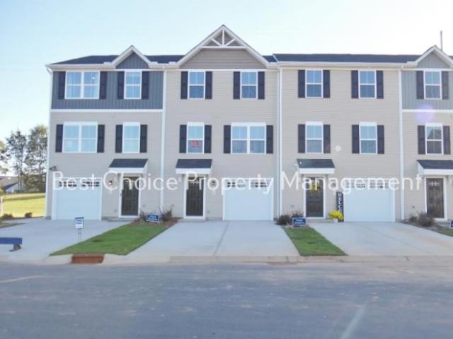 3 Br, 3 bath, Townhouse/Brownstone/RowHouse 404 Brookshade Way
