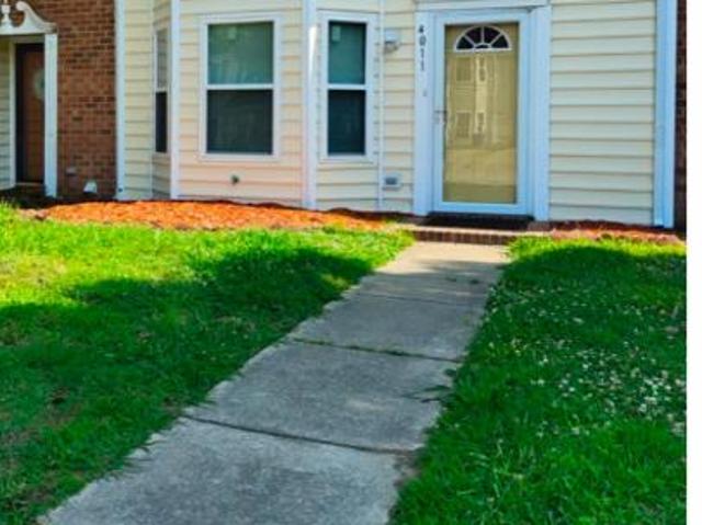 3 Br, 3 bath, Townhouse/Brownstone/RowHouse 4011 Ketch Dr