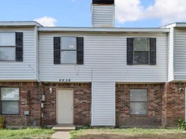 3 Br, 3 bath, Townhouse/Brownstone/RowHouse 4038 Walnut Park Cir