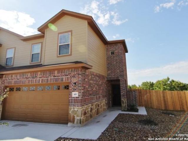 3 Br, 3 bath, Townhouse/Brownstone/RowHouse 418 Creekside Curve