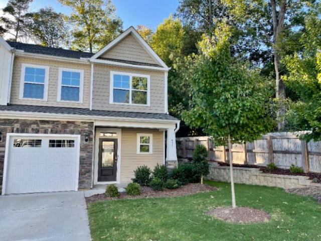 3 Br, 3 bath, Townhouse/Brownstone/RowHouse 411 Lionel St