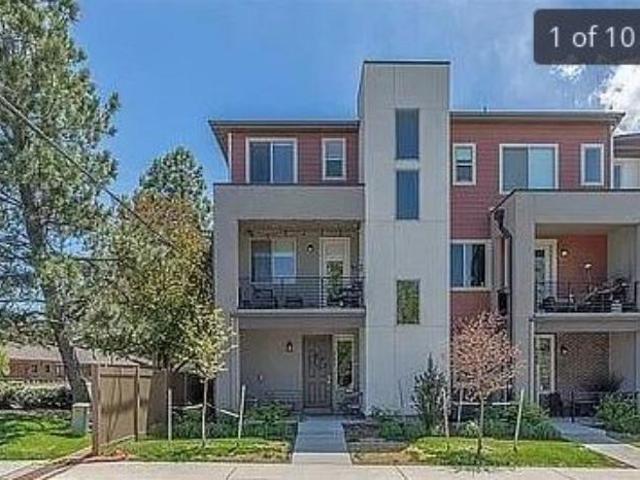 3 Br, 3 bath, Townhouse/Brownstone/RowHouse 4280 West Warren Avenue