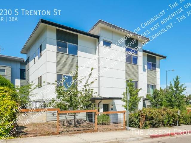 3 Br, 2 bath, Townhouse/Brownstone/RowHouse 4230 S Trenton St