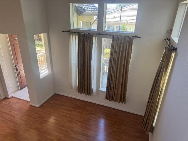 3 Br, 3 bath, Townhouse/Brownstone/RowHouse 449 Pariso Ter