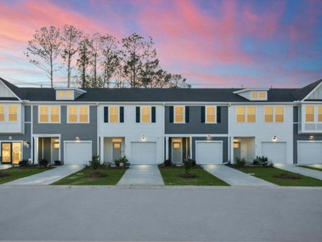 3 Br, 3 bath, Townhouse/Brownstone/RowHouse 440 Trotters Lane